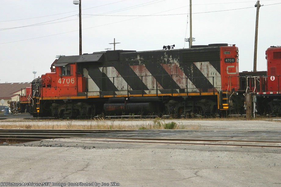 CN 4706 GP 38-2